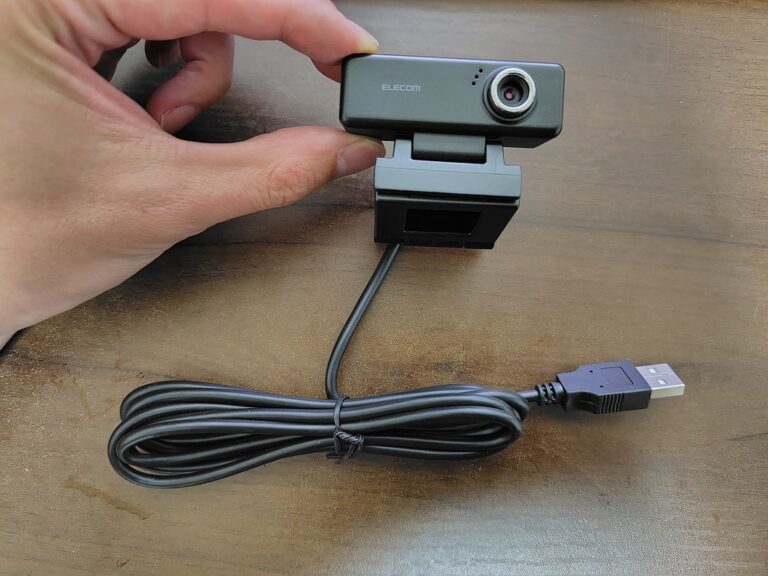 【リモートワークにどうぞ】ELECOMのWEBカメラ『UCAM-C520FBBK』の使い方と感想【ZOOMのテストも紹介】